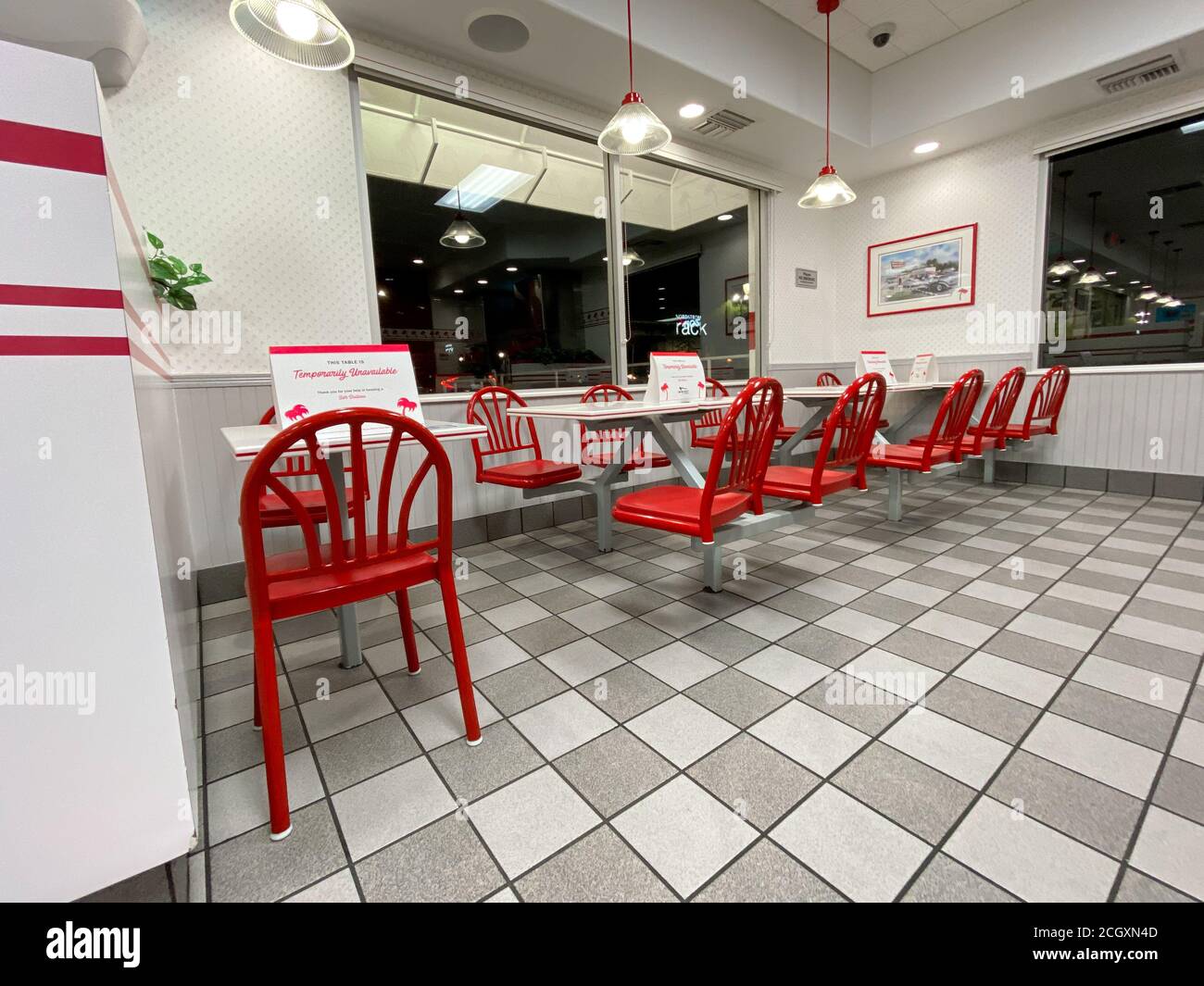 In n out fast food chain sign hi-res stock photography and images - Alamy