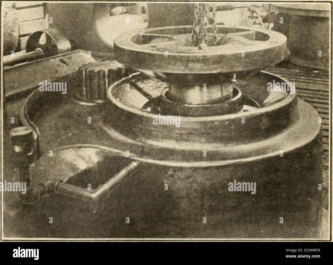 Light rail alignment hi-res stock photography and images - Alamy