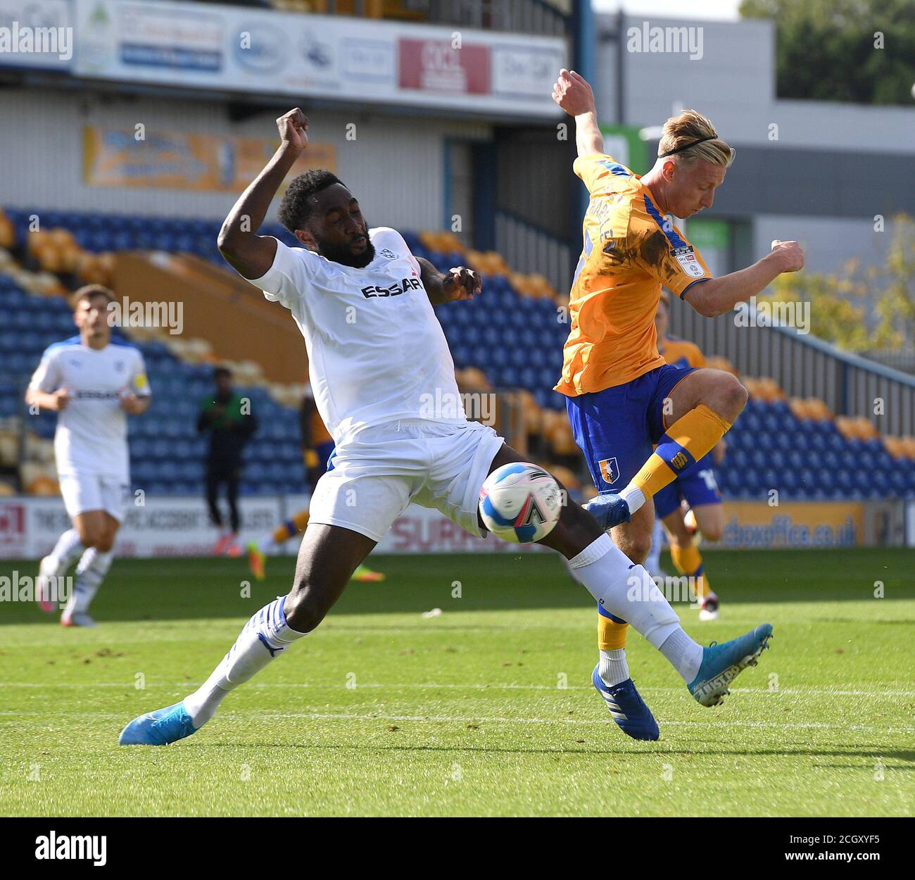 Picture: Andrew Roe/AHPIX LTD, Football, Sky Bet League Two, Mansfield ...