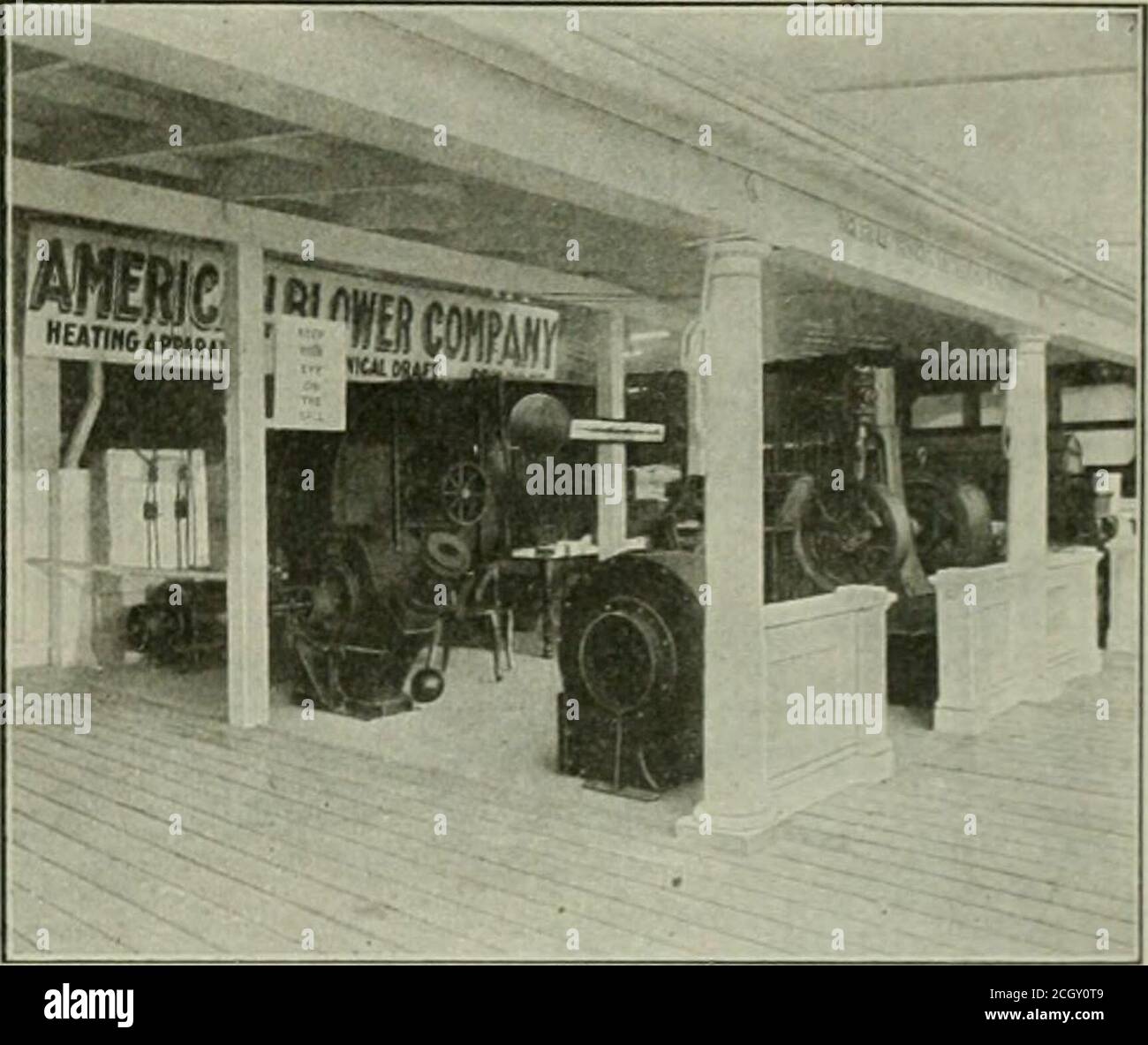 . Electric railway review . con-duit system, cars, equipment of cars ...