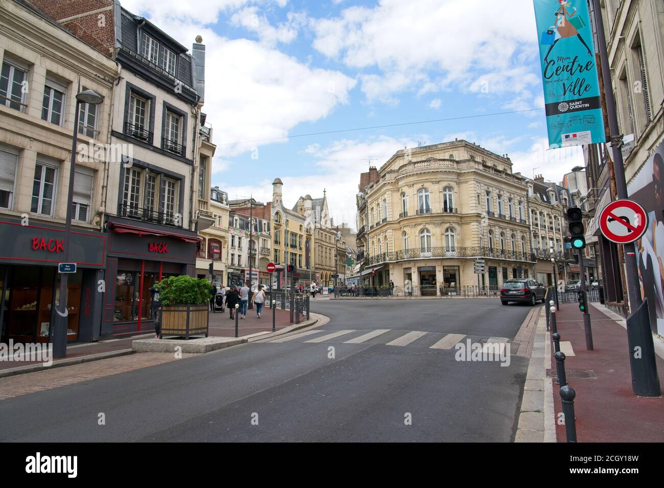 Saint quentin france street hi-res stock photography and images - Alamy