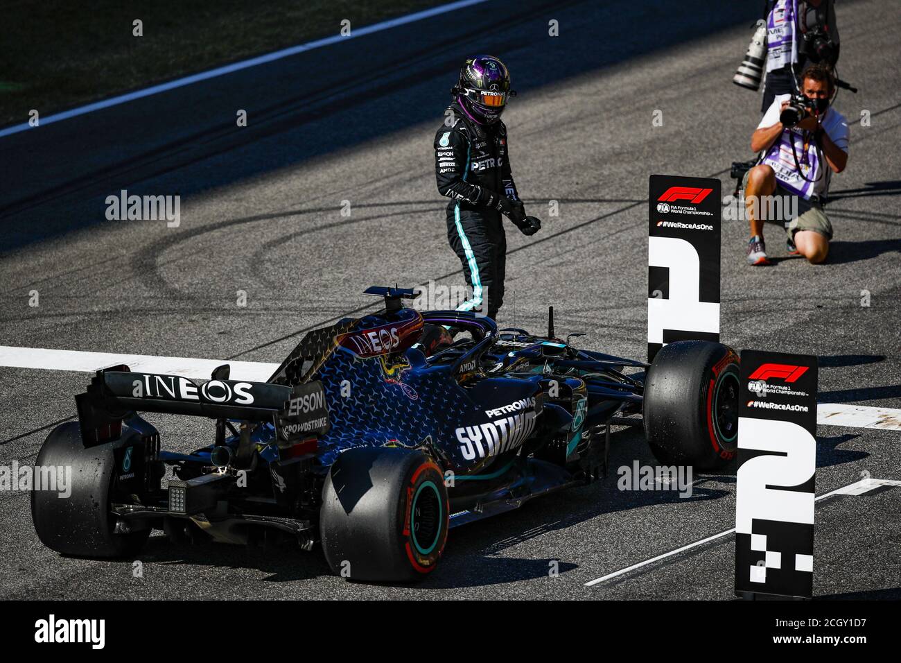 HAMILTON Lewis (gbr), Mercedes AMG F1 GP W11 Hybrid EQ Power+, portrait ...