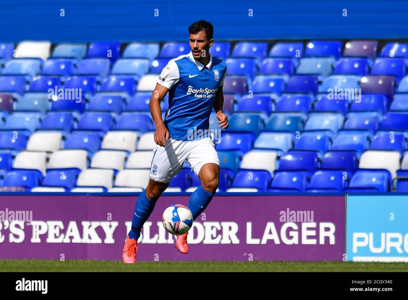 Maxime Colin (2) of Birmingham City looks for a pass Stock Photo - Alamy