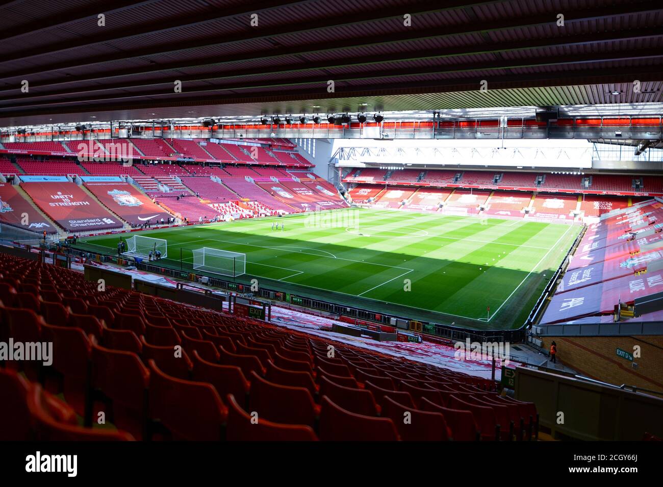 Inside anfield hi-res stock photography and images - Alamy