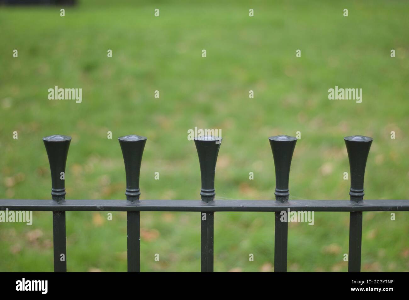 Boundary railings hi-res stock photography and images - Alamy