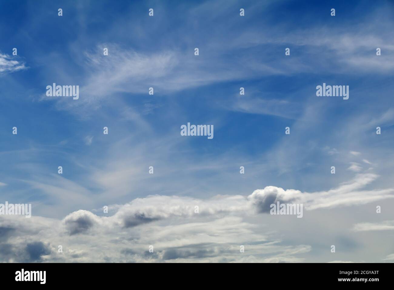 Mare's tail clouds hi-res stock photography and images - Alamy