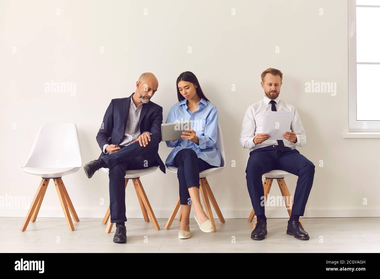 Waiting employee hi-res stock photography and images - Alamy