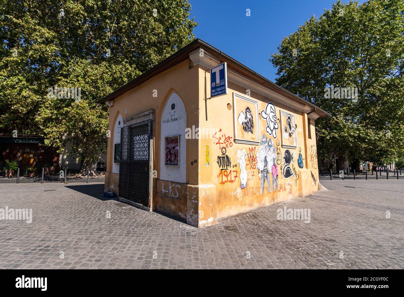 Rome bar hi-res stock photography and images - Alamy