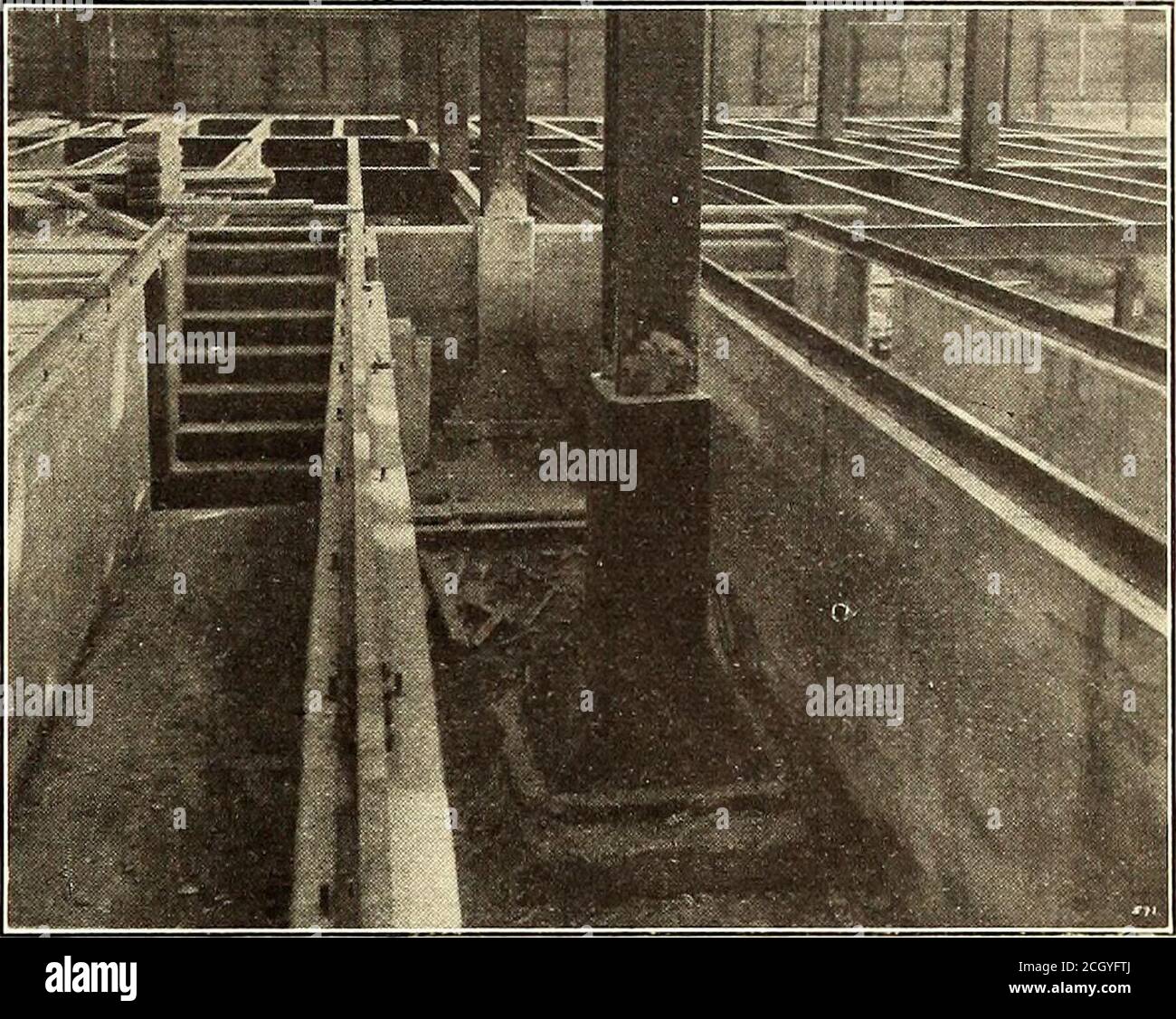 . The Street railway journal . TELEPHONE ROOM, SHOWING DESPATCHERS ...