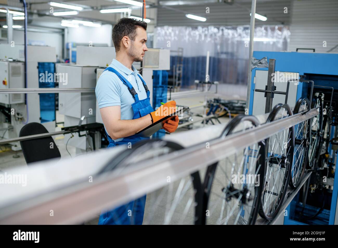Steel cycle rim wheel hi-res stock photography and images - Alamy
