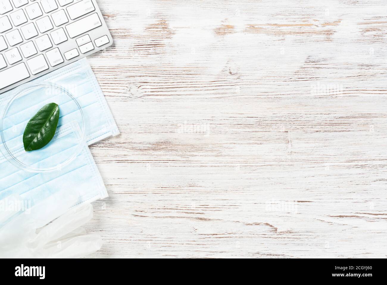 Doctors desktop with medical supplies Stock Photo - Alamy