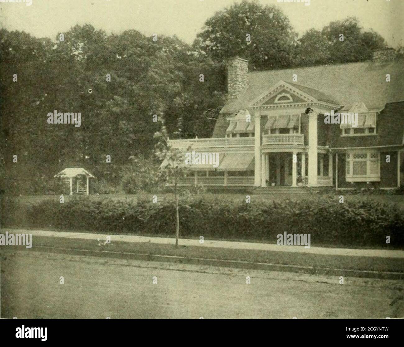 . The Suburbanite; a monthly magazine for those who are and those who ...