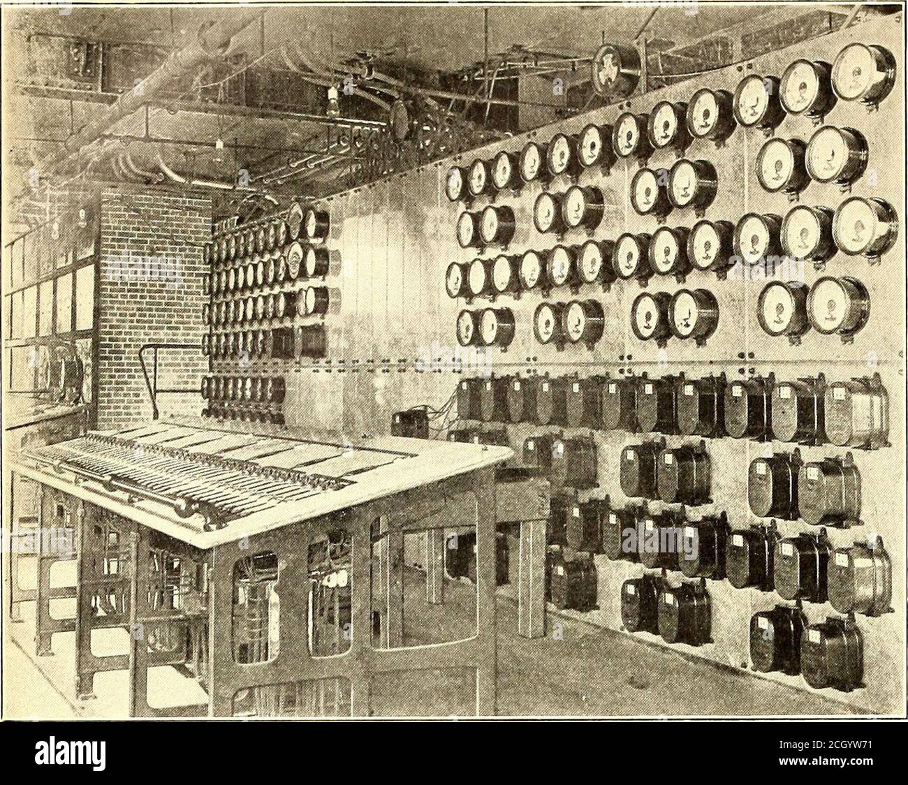 Freight elevators steam engines hi-res stock photography and images - Alamy