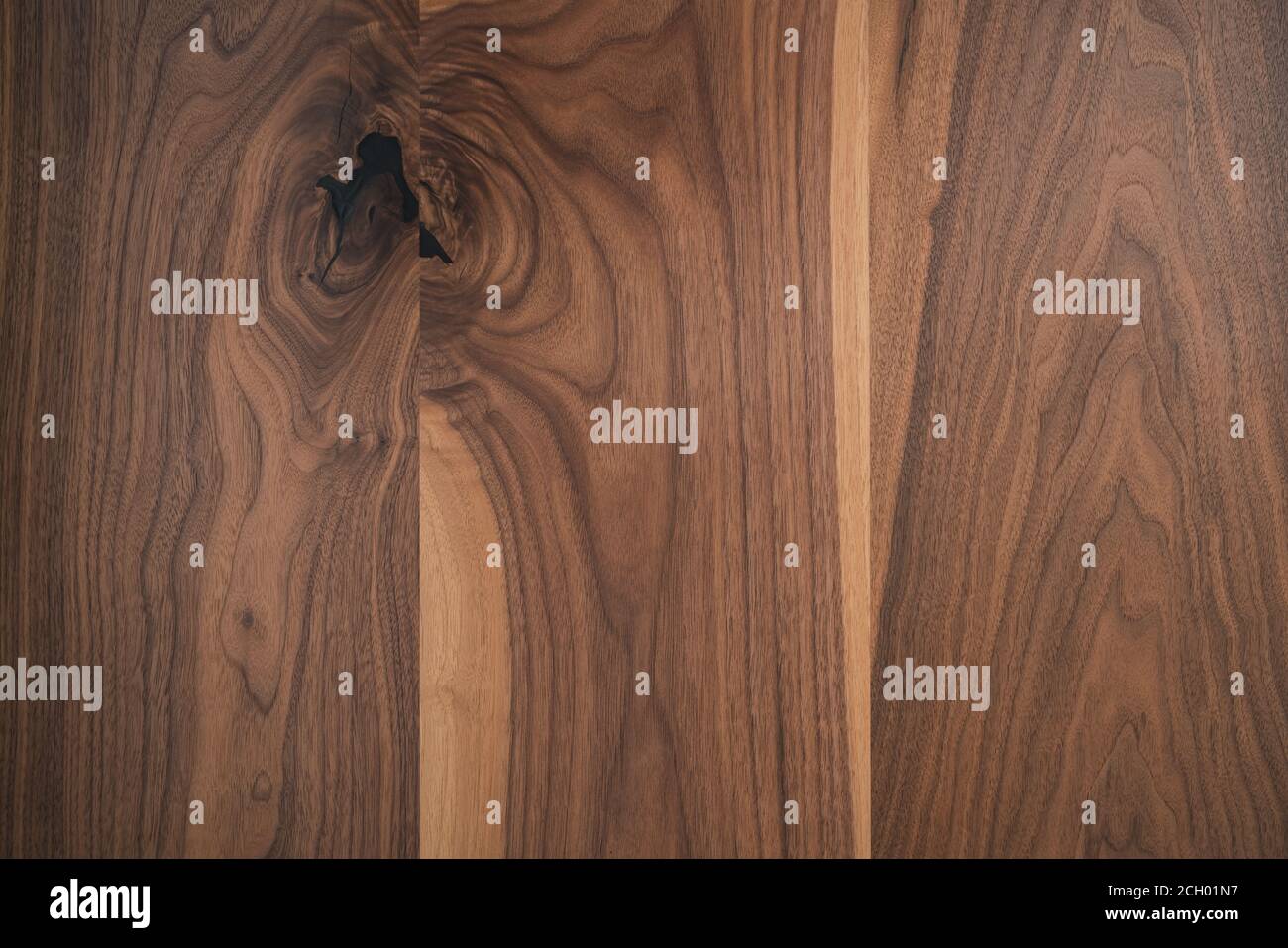 Texture of black walnut wood with some sapwood, background Stock Photo ...