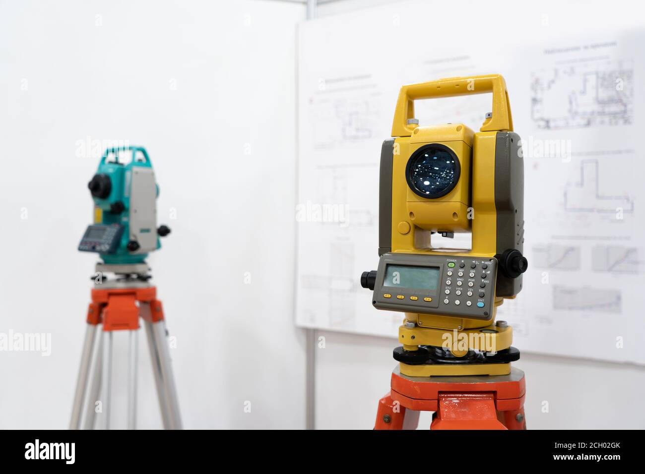 Laser measurement device hi-res stock photography and images - Alamy
