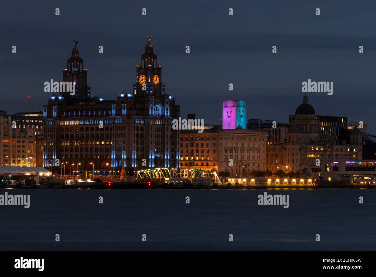 Liver Building, Liverpool, with night time illuminations Stock Photo ...