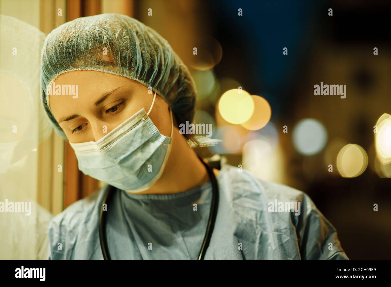Night nurse sad hi-res stock photography and images - Alamy
