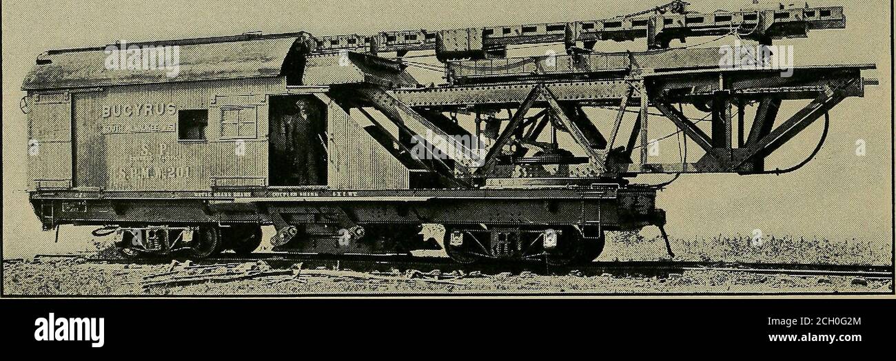 . Souvenir album . The BucyrusCompany Bucyrus Locomotive Pile Driver ...