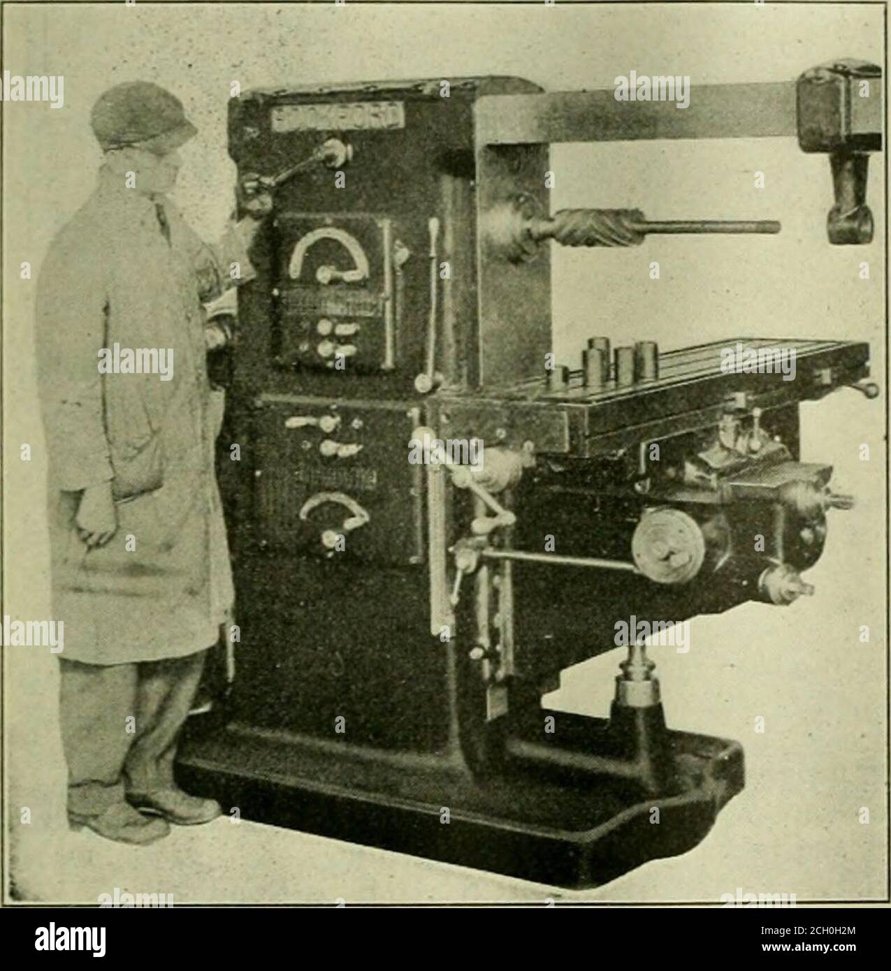 Four speed gear box hi-res stock photography and images - Alamy