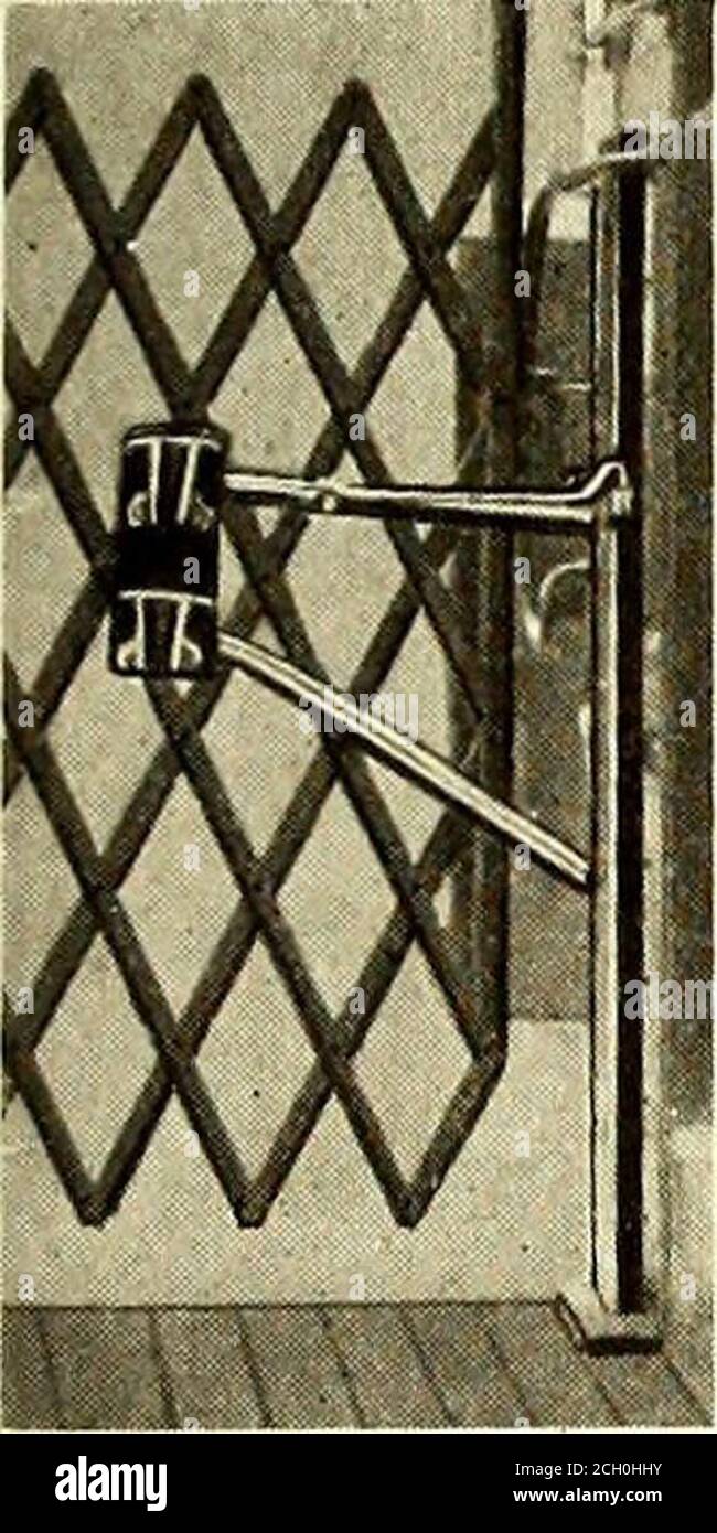 Rear end swing hi-res stock photography and images - Alamy