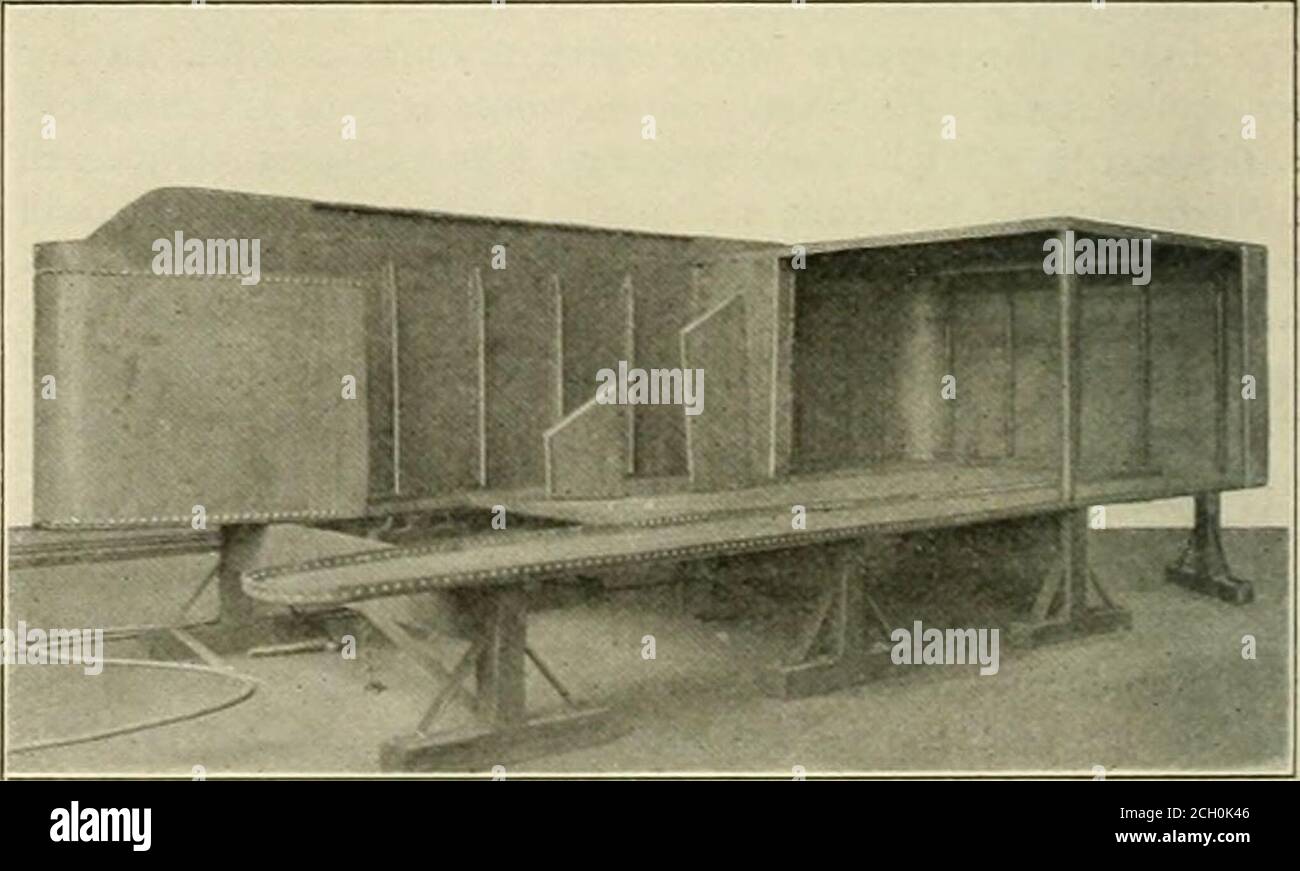 Lap joints hi-res stock photography and images - Alamy