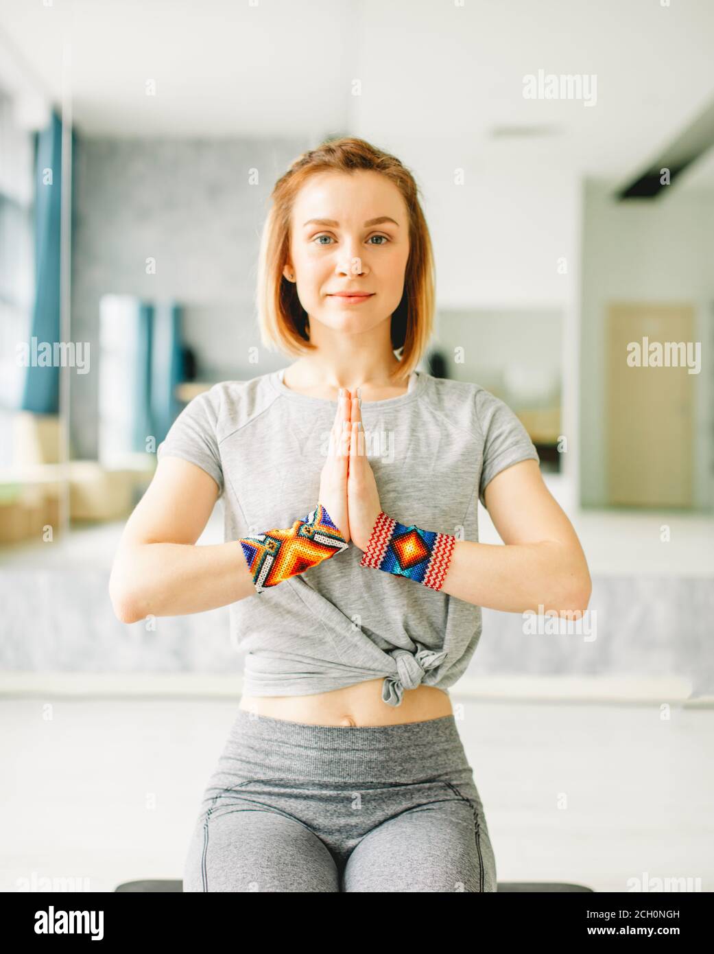 Seiza pose hi-res stock photography and images - Alamy