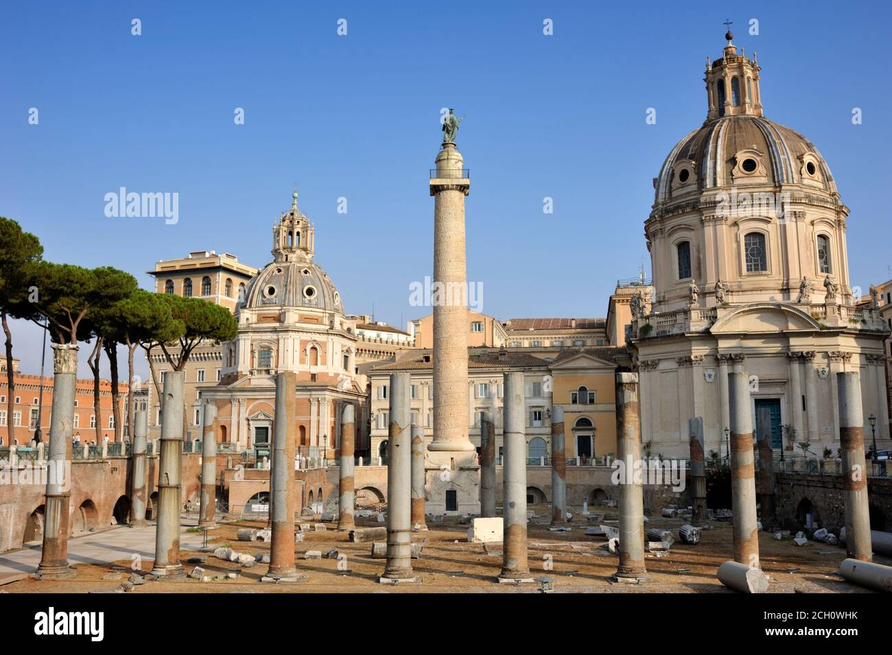 Italy, Rome, Trajan's Forum, Basilica Ulpia and Trajan's column Stock ...