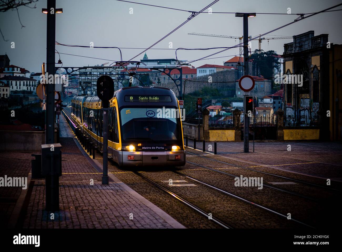 Metro do porto light rail system hi-res stock photography and images ...