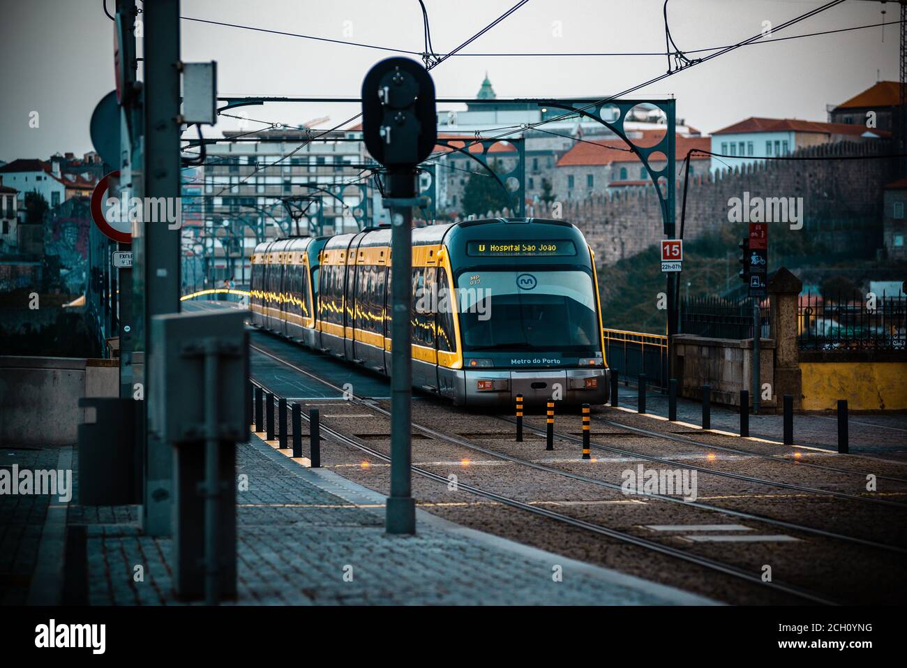 Metro do porto light rail system hi-res stock photography and images ...