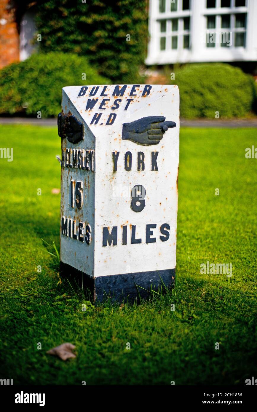 Yorkshire milepost hi-res stock photography and images - Alamy