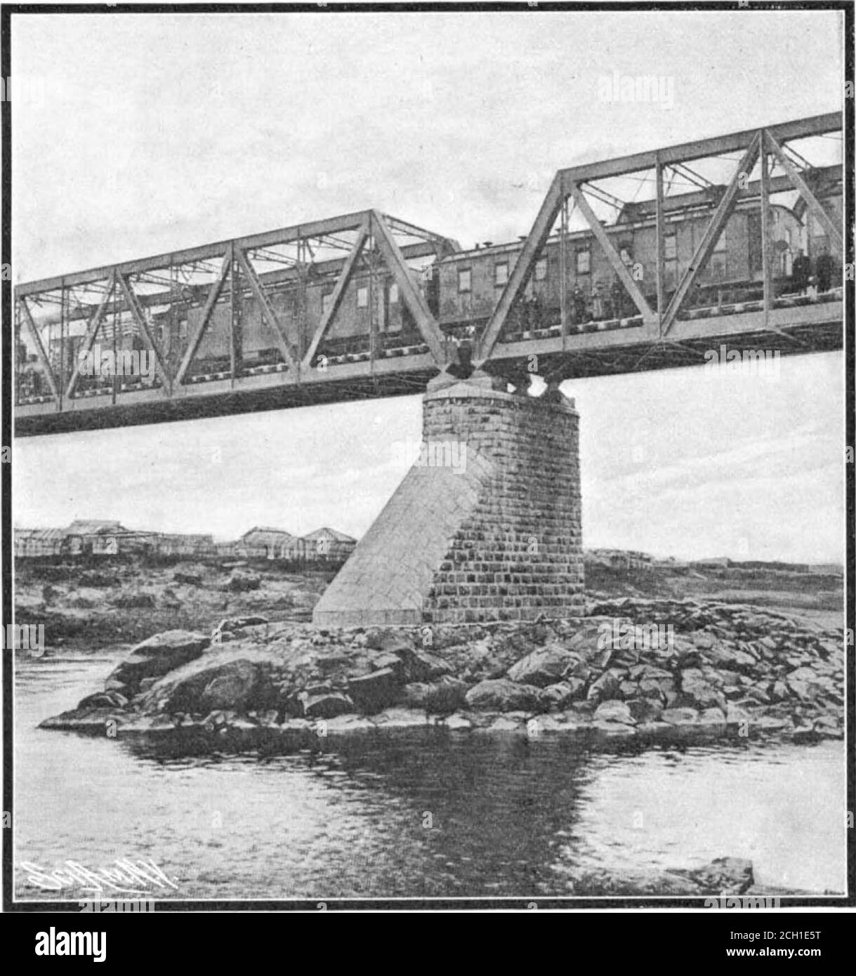 Howe truss Black and White Stock Photos & Images - Alamy
