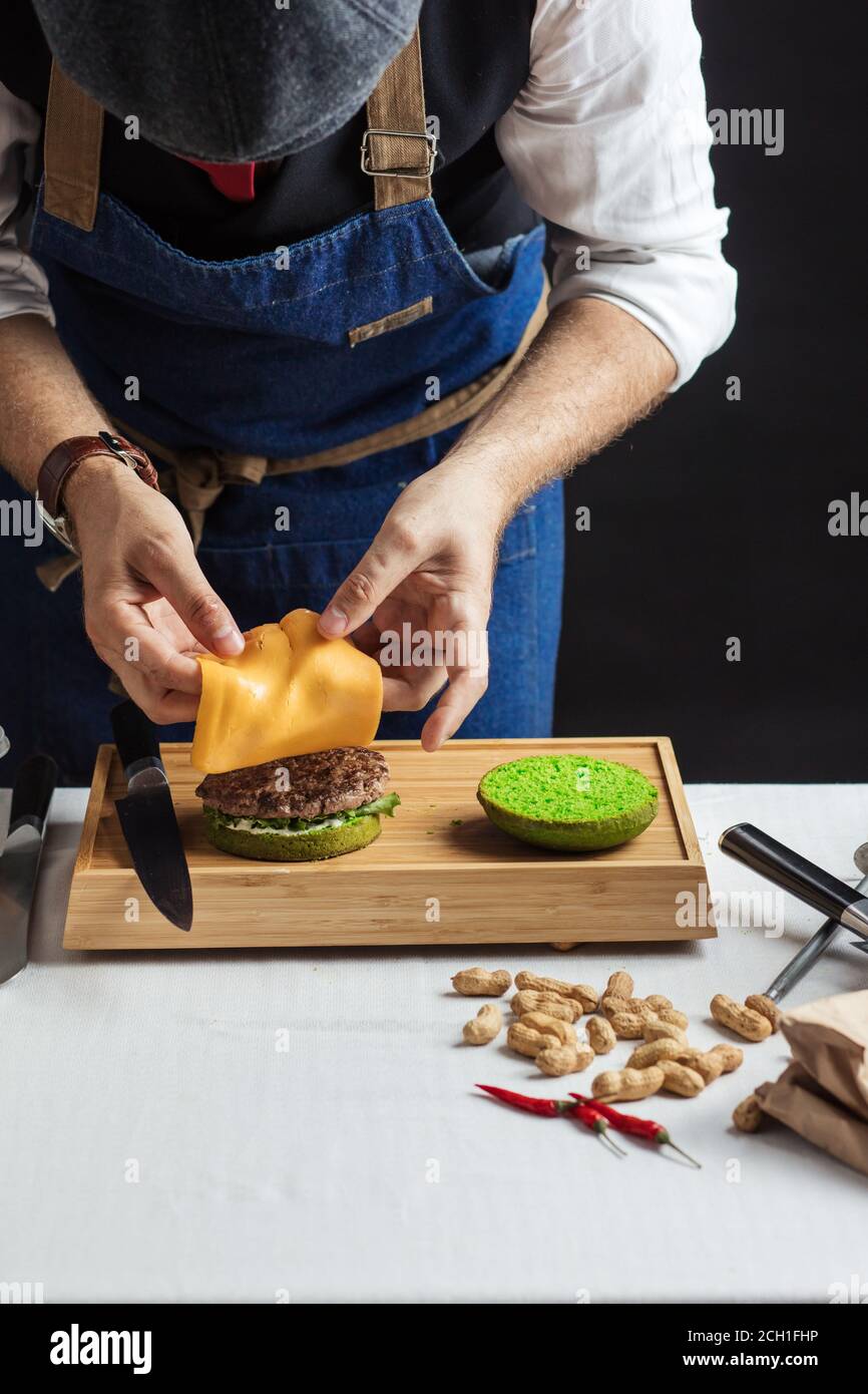 Burger master hi-res stock photography and images - Alamy