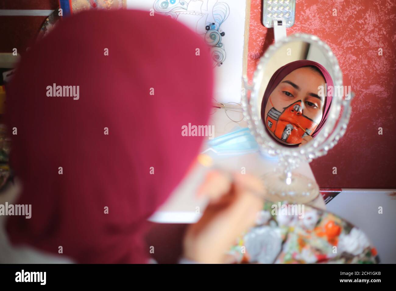 Deir Al-Balah, The Gaza Strip, Palestine. 13th Sep, 2020. 18 years old ...