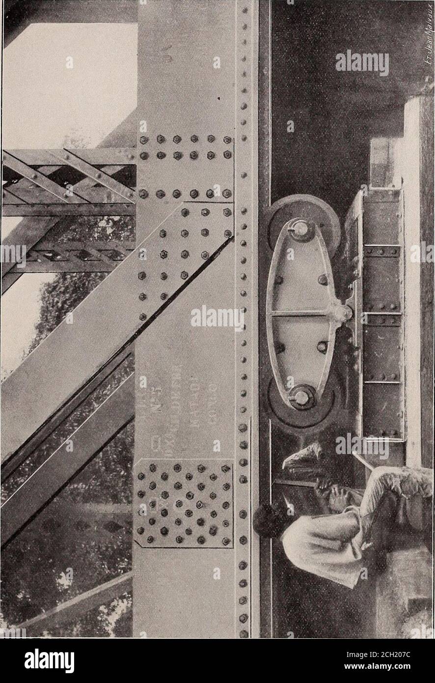 . Le chemin de fer du Congo (Matadi-Stanley-Pool) . Tablier du pont de ...