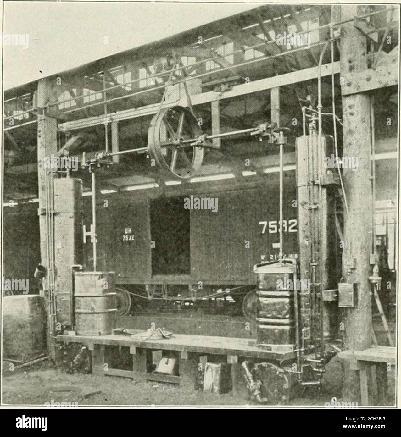 Propeller boxes hi-res stock photography and images - Alamy