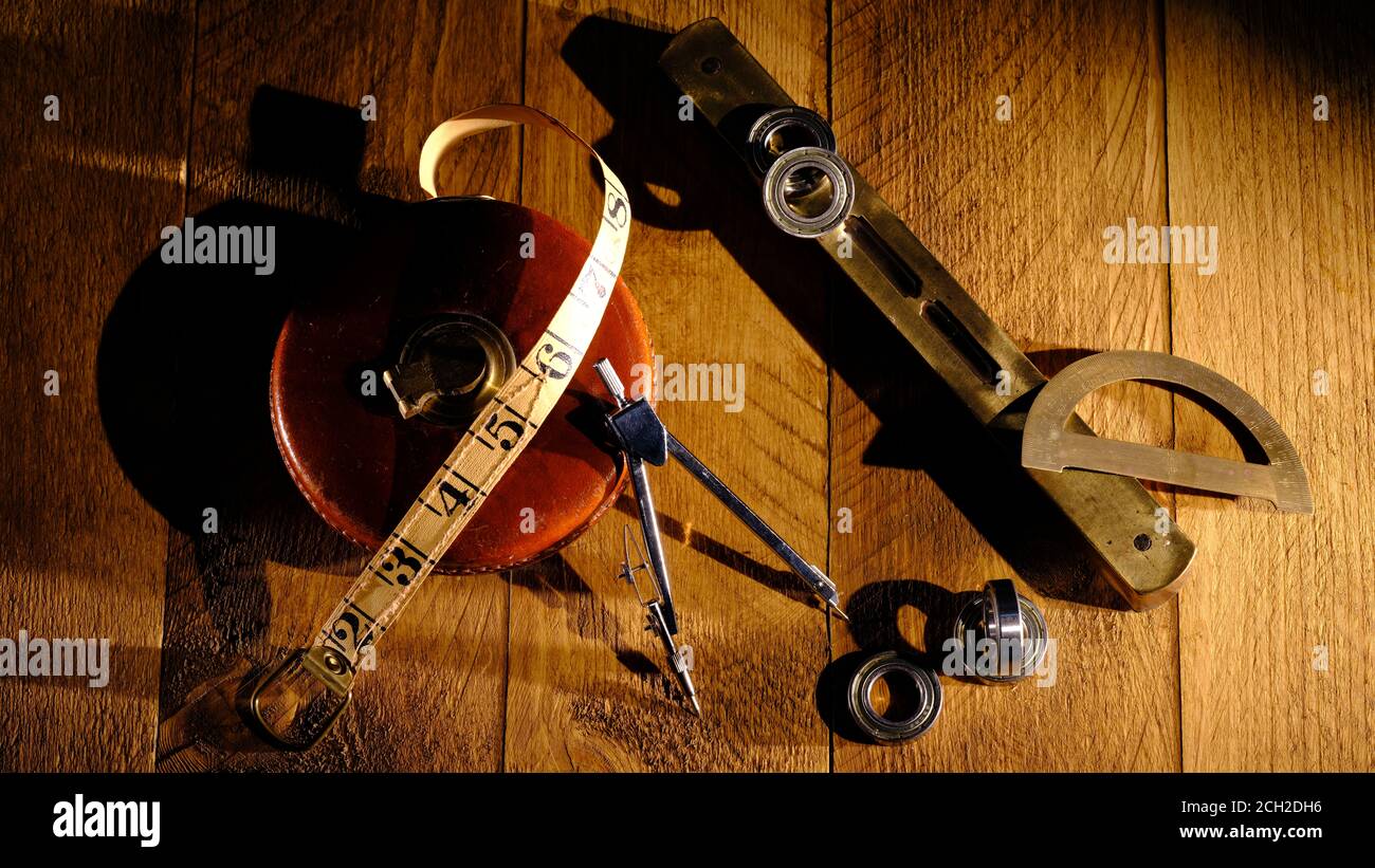 Architects & Engineers Tools Level Tape Measure Bearings Protractor ...