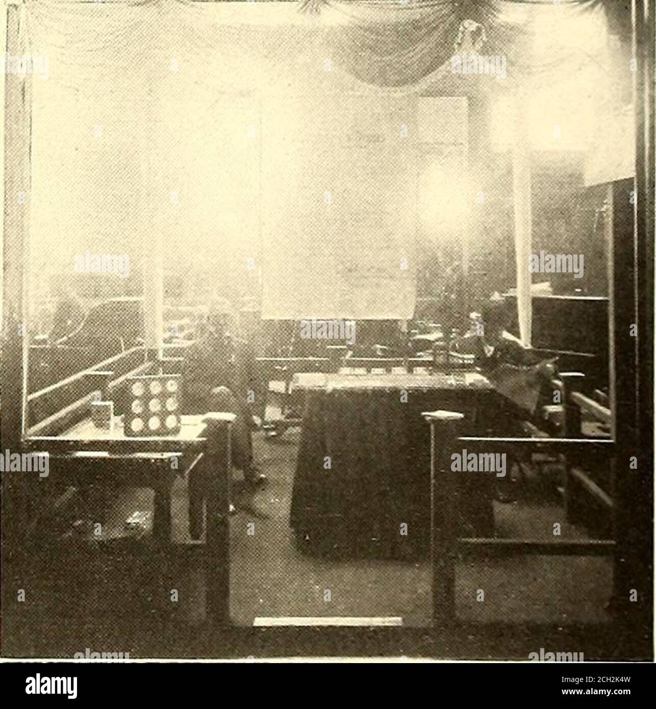 . The Street railway journal . Empire Safety tread Co BBORUNDUM SAFETY ...