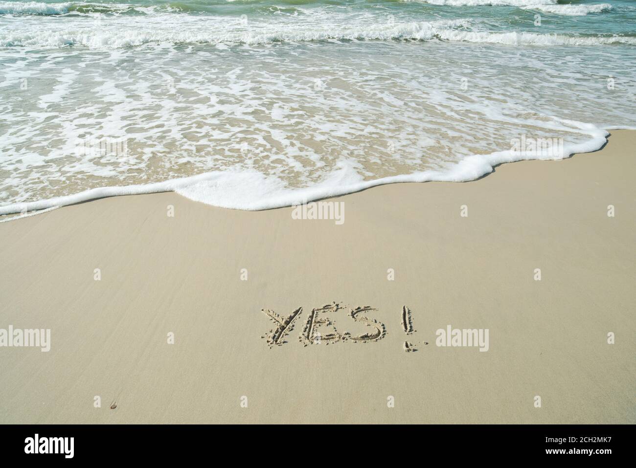 Wish you were here sand written hi-res stock photography and images - Alamy