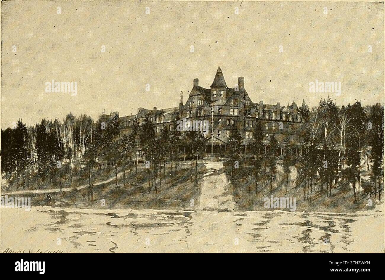 Commanda lake hi-res stock photography and images - Alamy