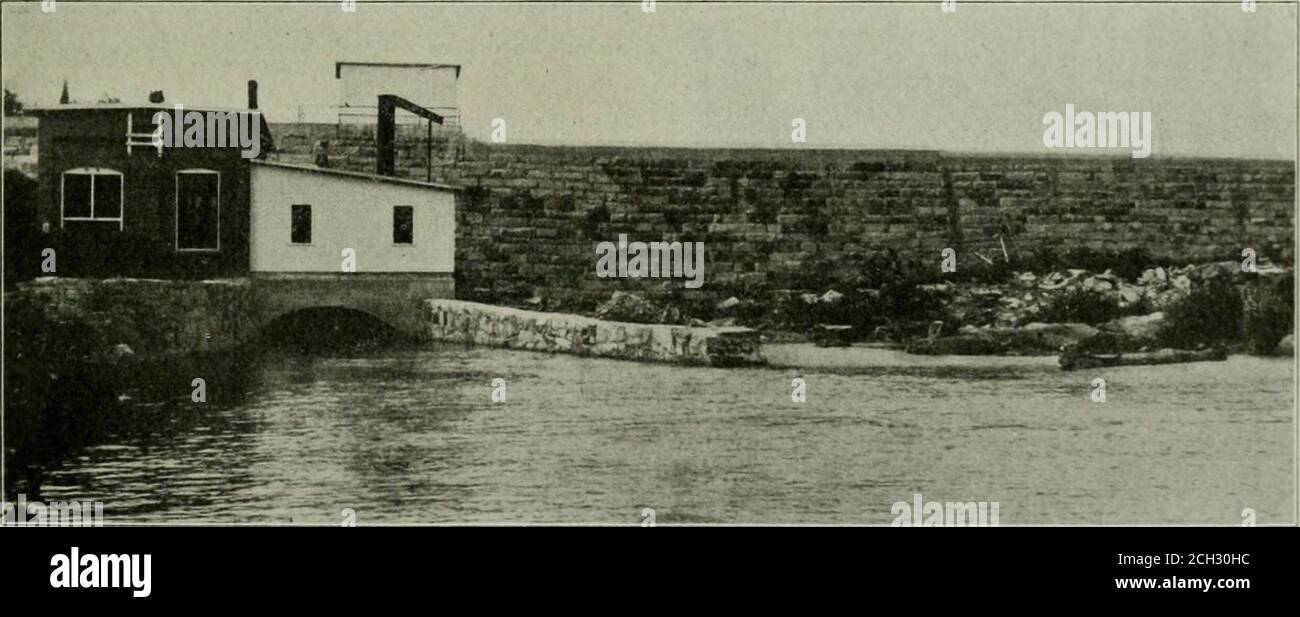 Atlantic shore line railway hi-res stock photography and images - Alamy