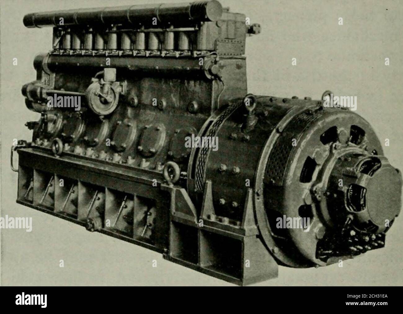 Engine tear down hi-res stock photography and images - Alamy