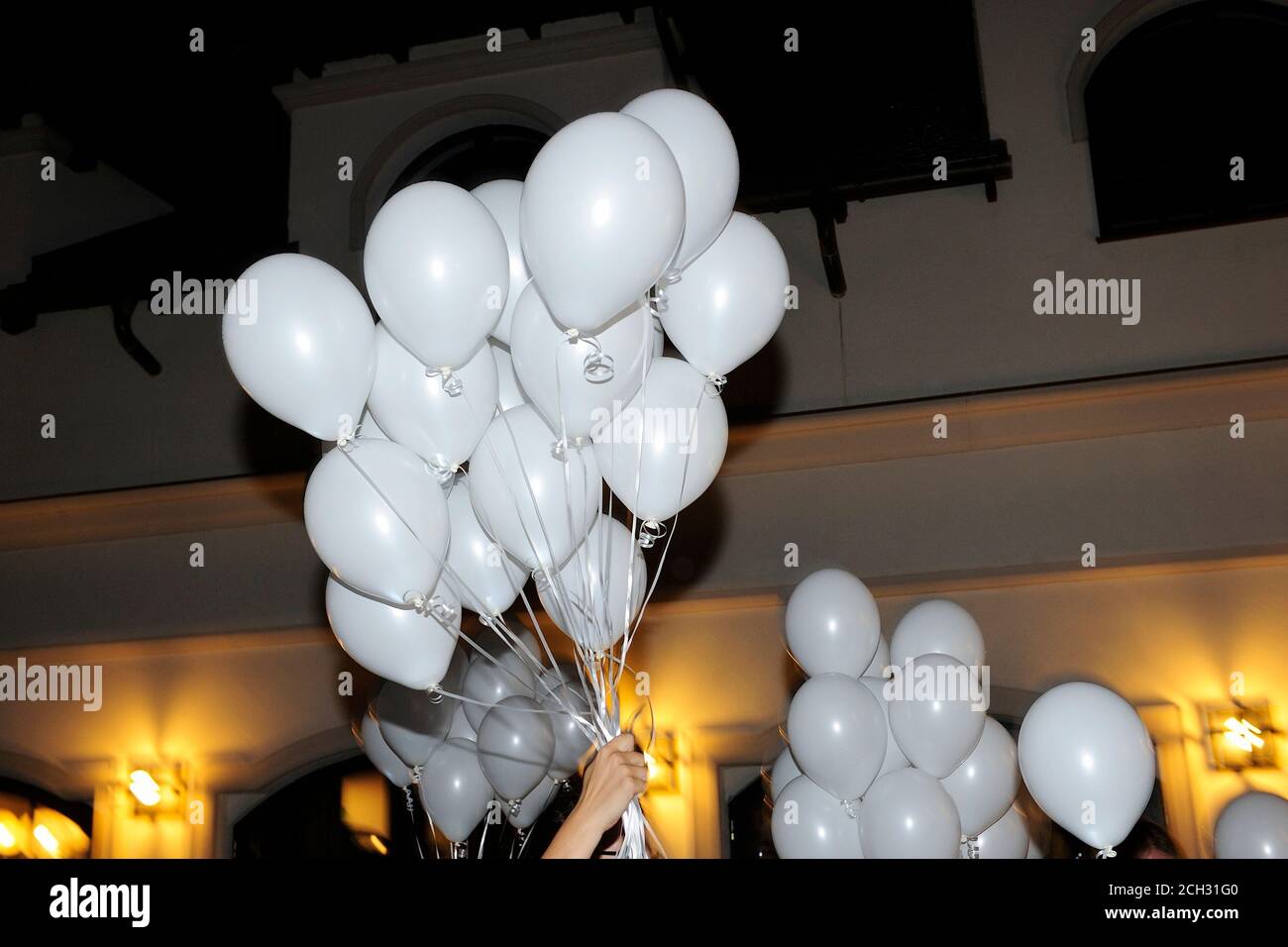 Air balloons night hi-res stock photography and images - Alamy