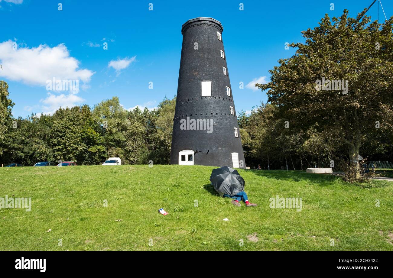 Cone shape building hi-res stock photography and images - Alamy