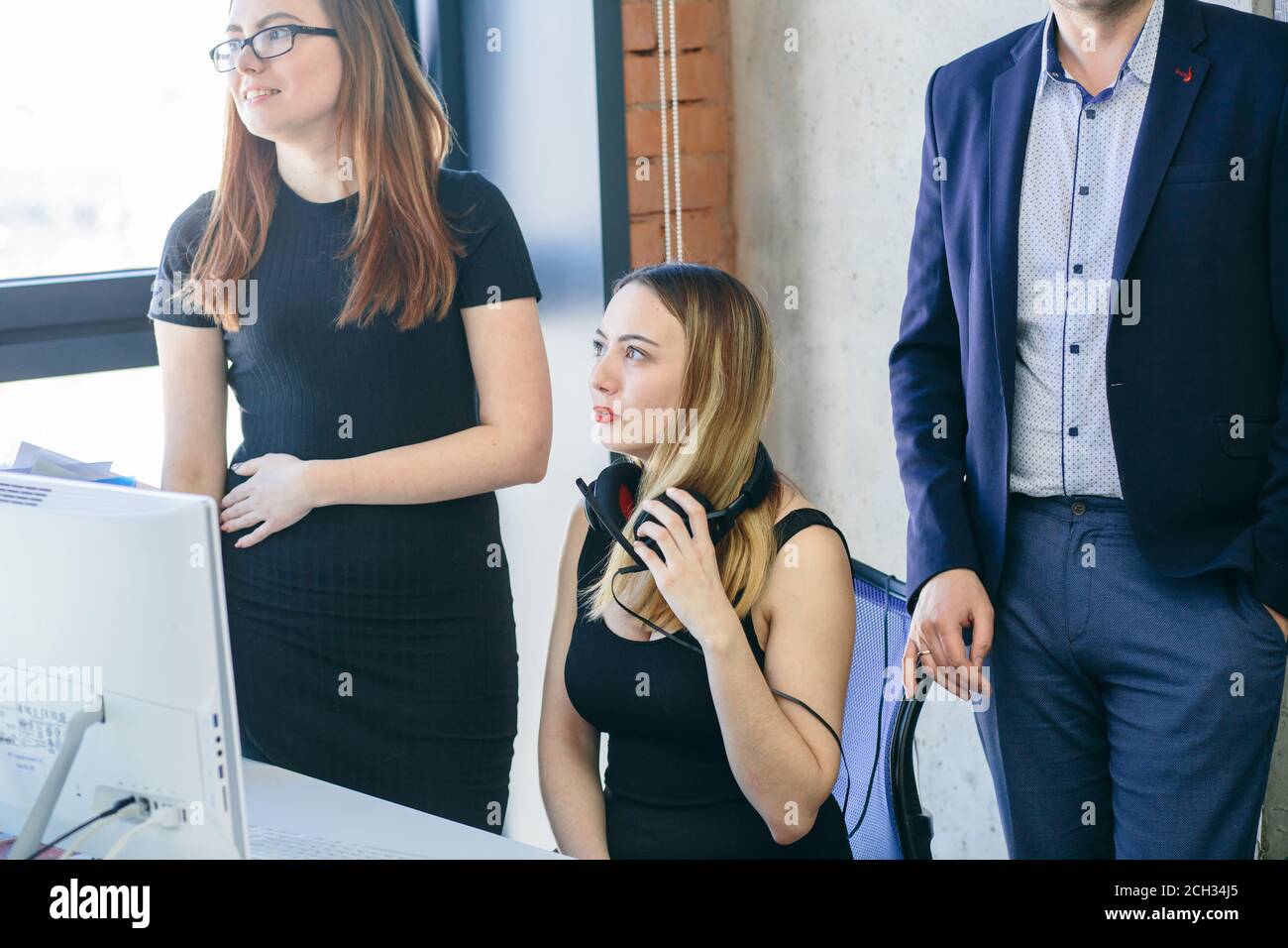 Female operators hi-res stock photography and images - Alamy