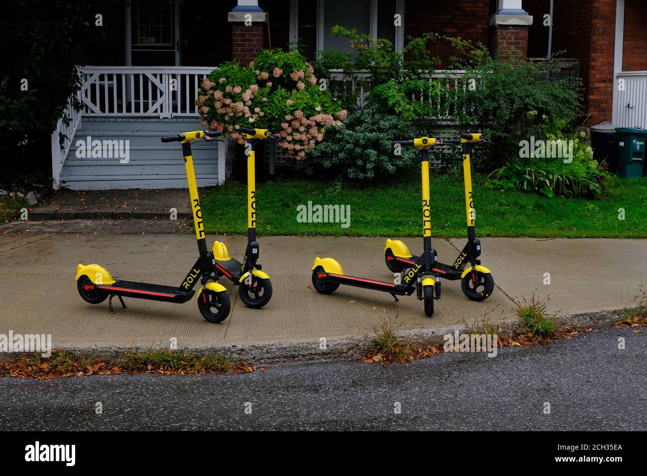 Roll e scooters hi-res stock photography and images - Alamy