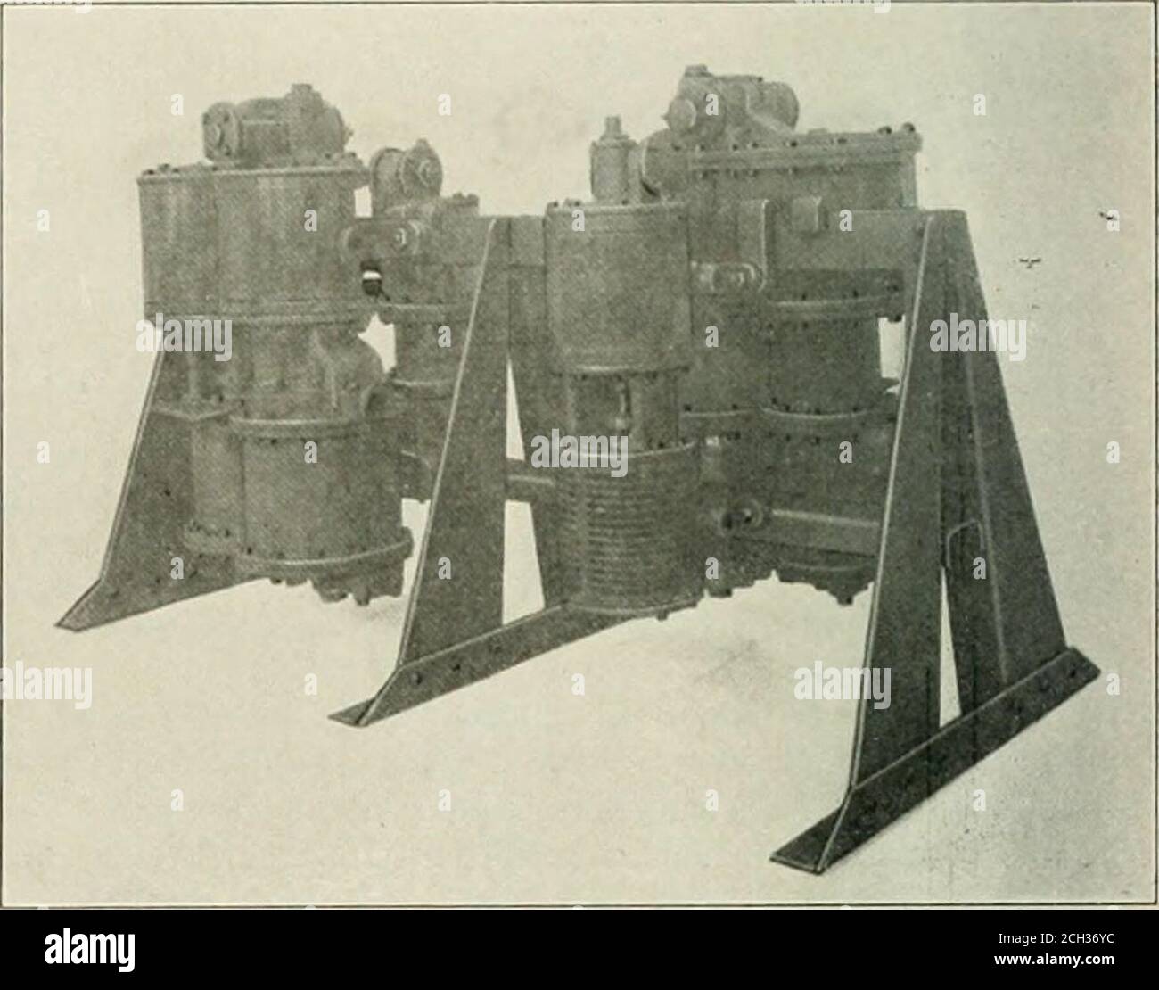 . Railway mechanical engineer . /2-in. cross-compound pumps, or two 8Vi ...