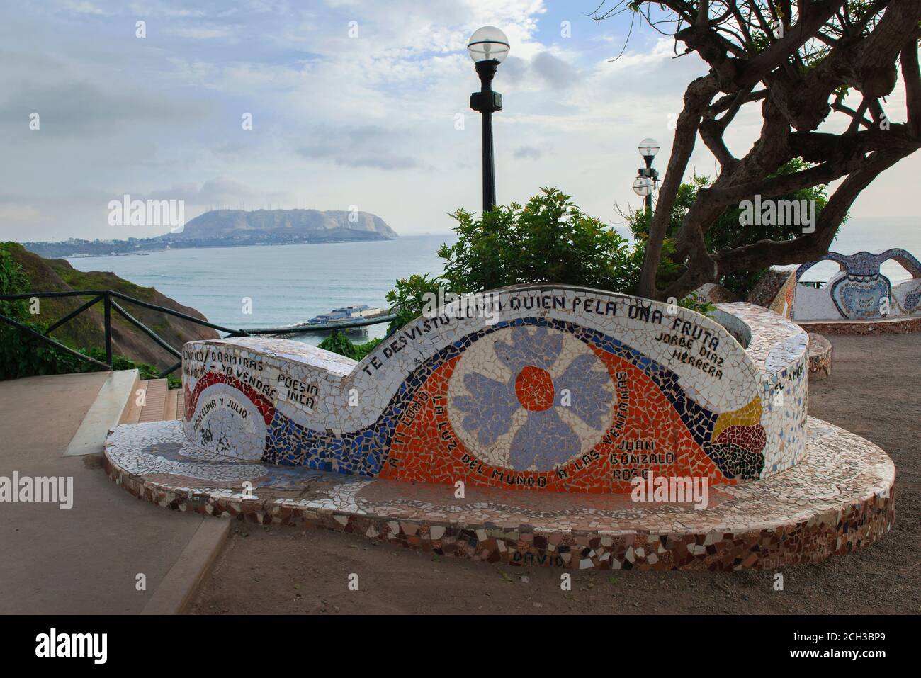Love Park, Parque del Amor, landscaped park overlooking the ocean with ...