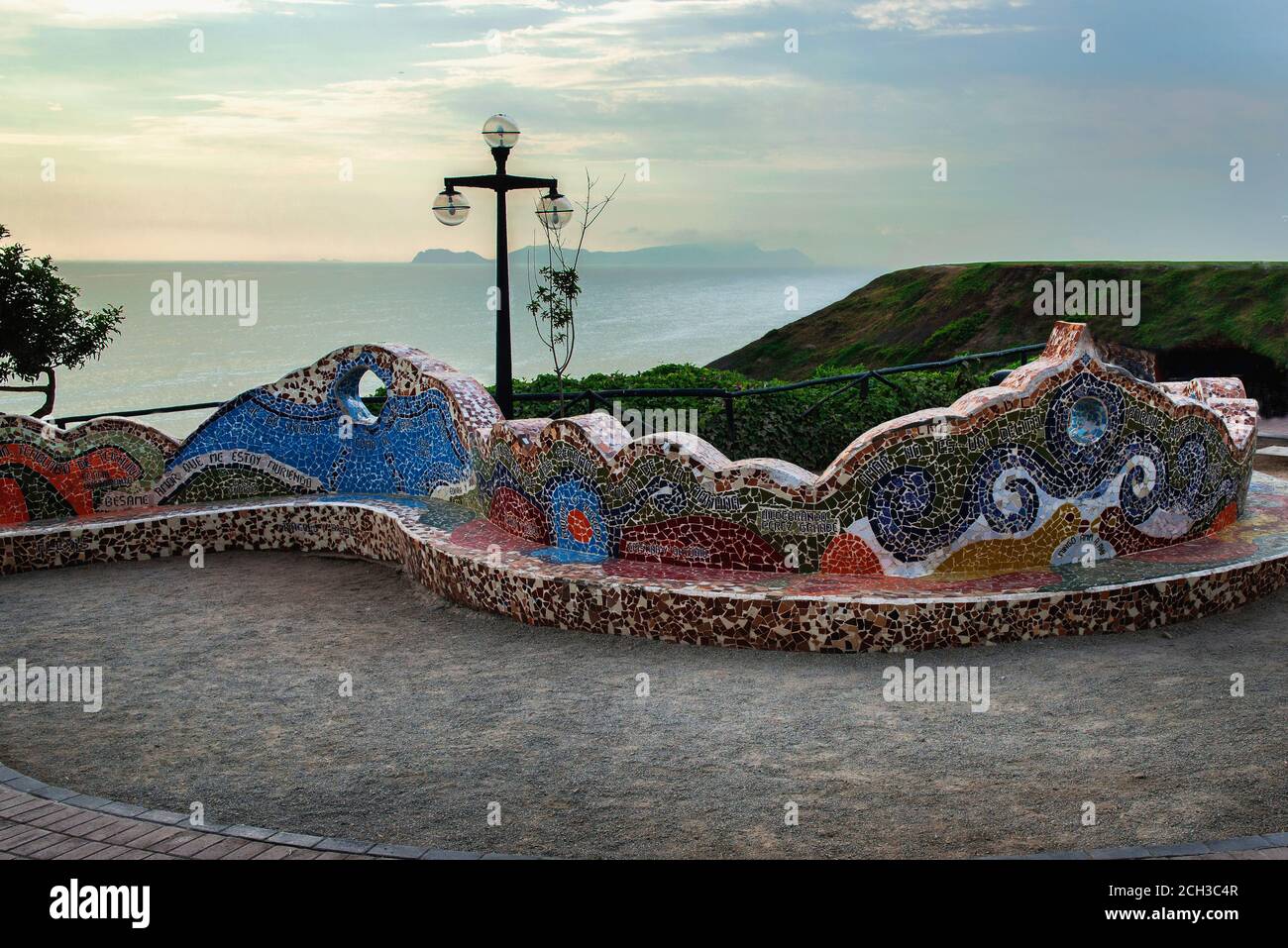 Love Park, Parque del Amor, landscaped park overlooking the ocean with ...