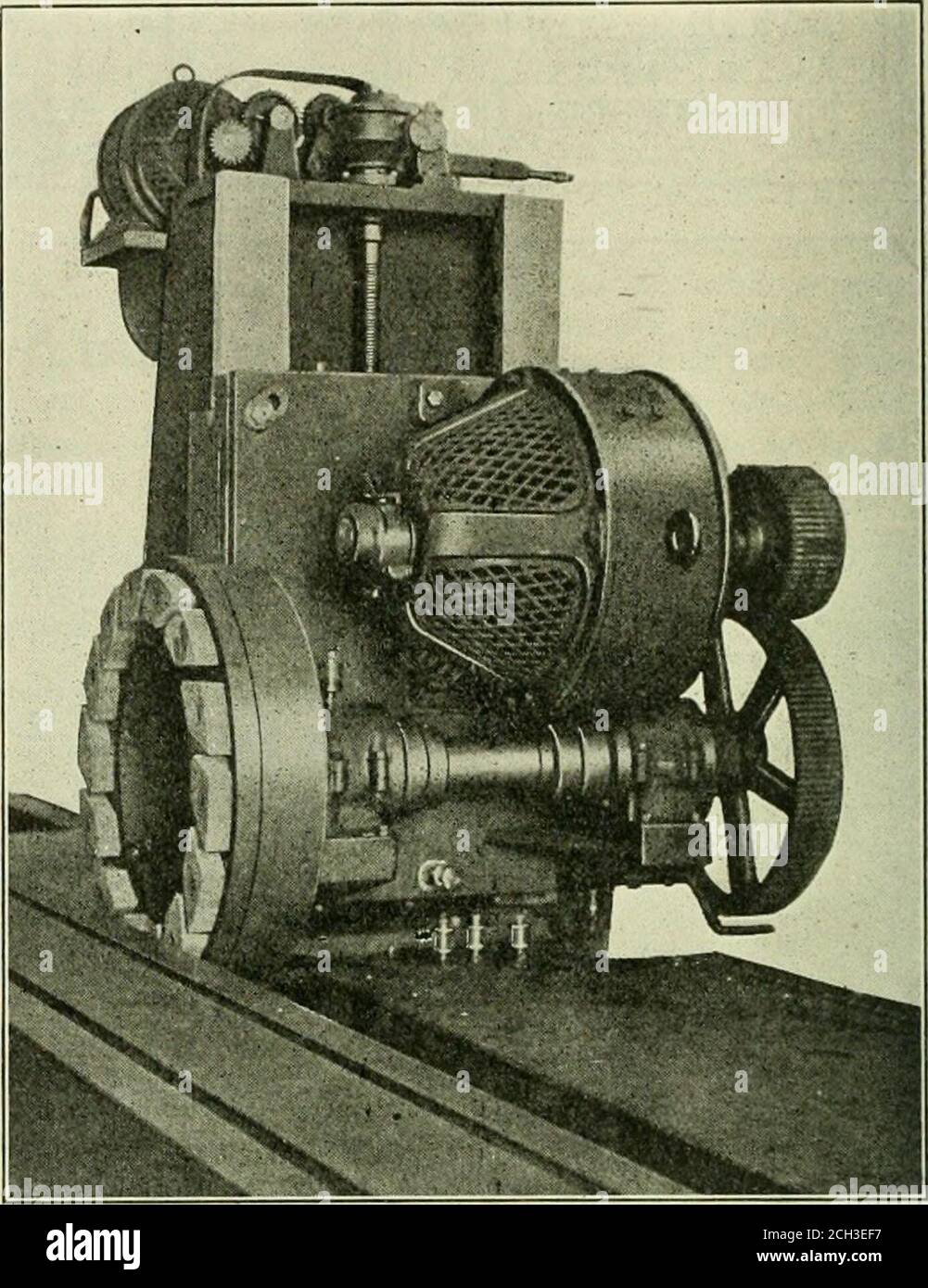 Elevating hand wheel hi-res stock photography and images - Alamy