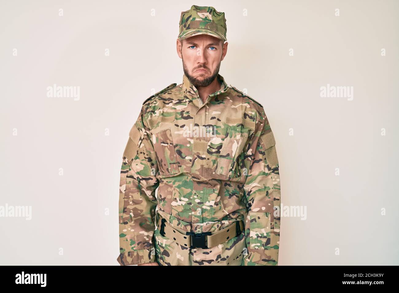Depressed soldier wearing camouflage hi-res stock photography and ...